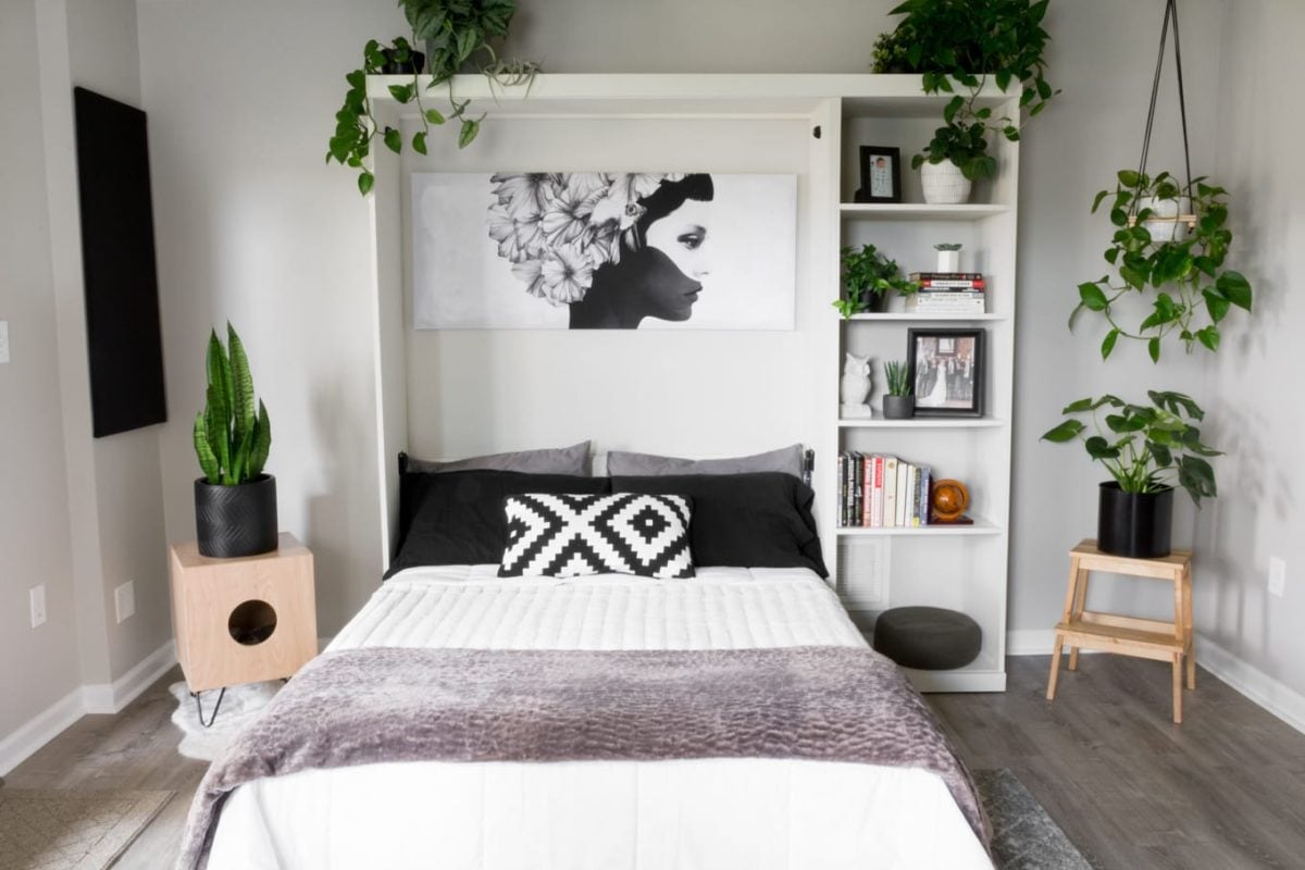 How to build a gorgeous DIY murphy bed using hardware kit plans!