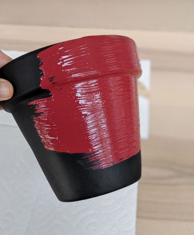 How to Paint Flower Pots for Outdoors: Easy Fall Front Porch Decorating