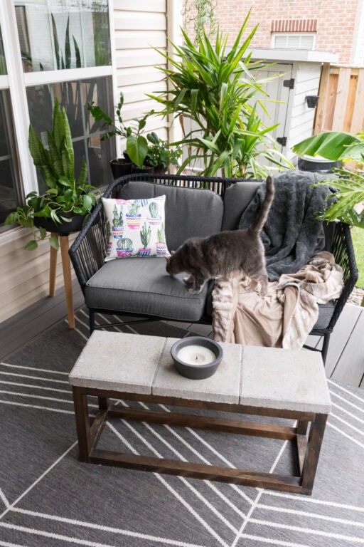 How to Make a DIY Patio Coffee Table With 2x2 and Pavers!