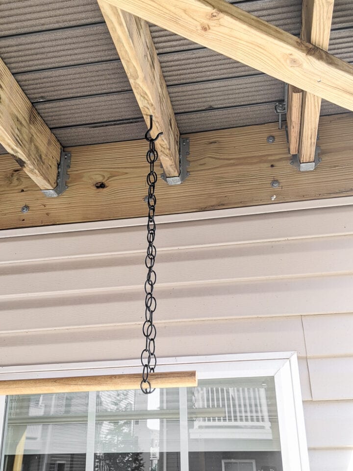 How to set up a DIY hanging plant rod to hang lots of plants