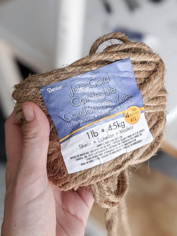 Check out my DIY moss pole alternative using jute instead!