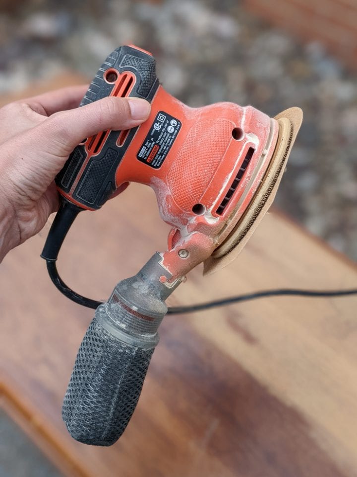 My total beginner's guide to refinishing wood furniture!