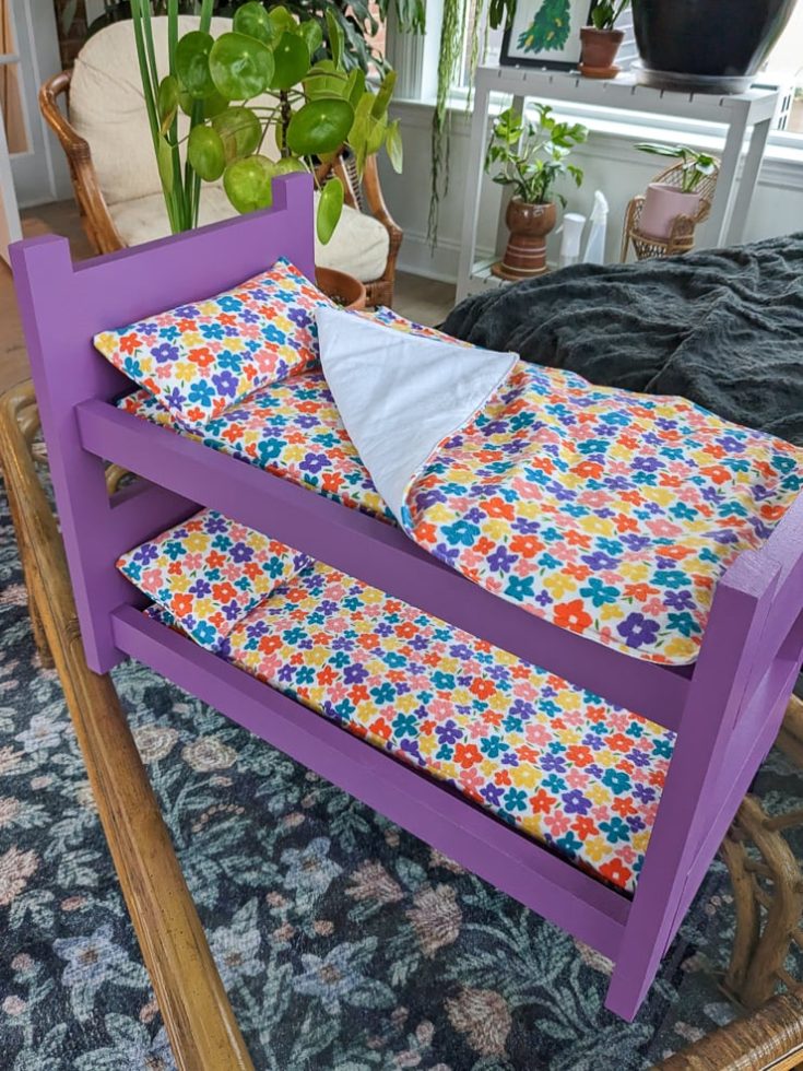 Simple, free plans for easy, gorgeous DIY 18" doll bunk beds!