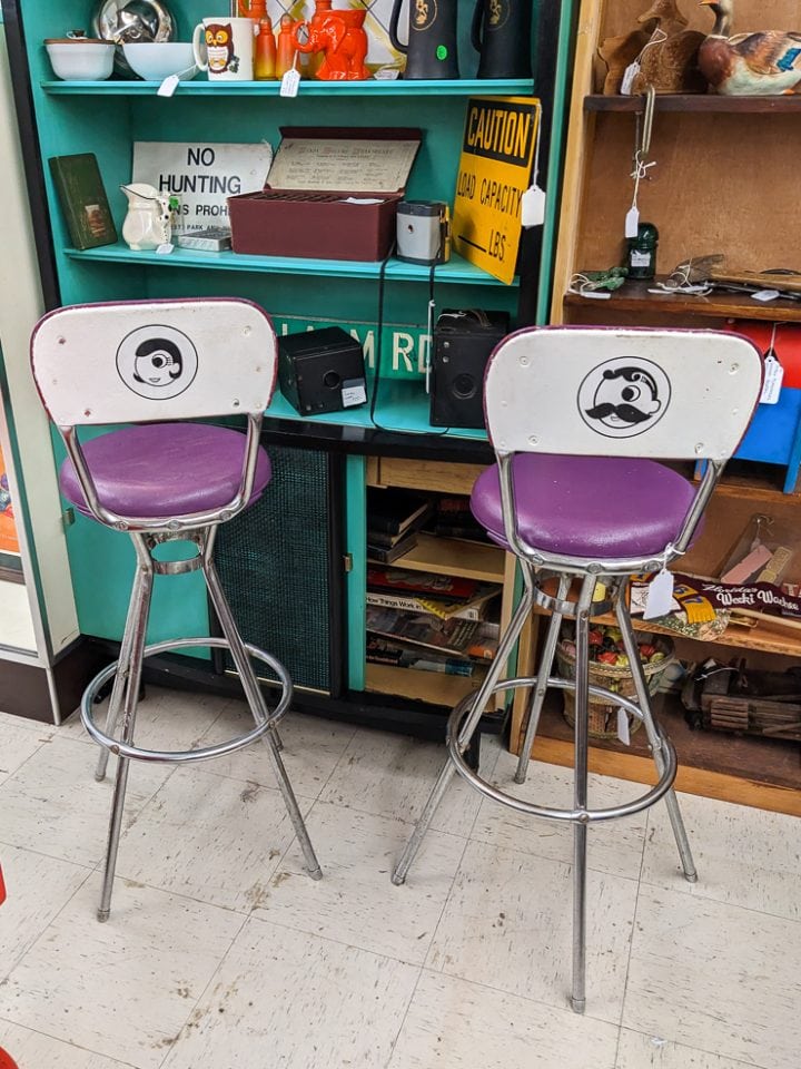 5 of my favorite vintage and antique shops in Frederick, Maryland!