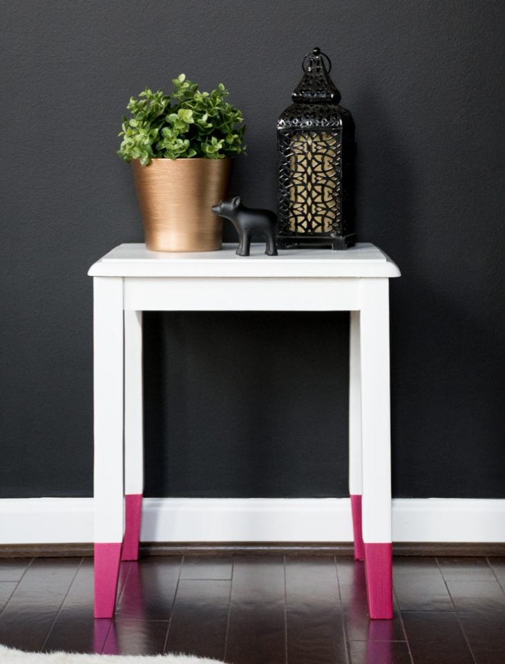 Here are 19 of my favorite painted furniture projects!