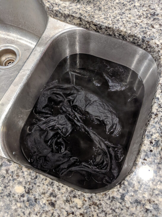 How to revive faded black clothes with dye...save your old clothes!