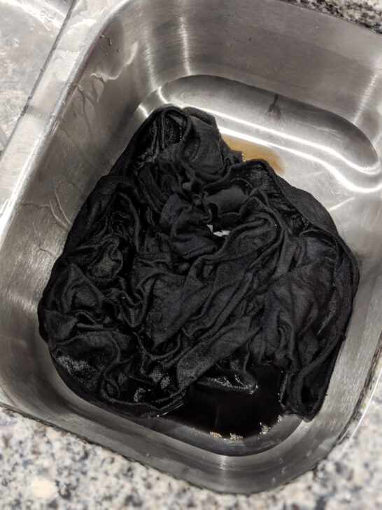 How to revive faded black clothes with dye...save your old clothes!