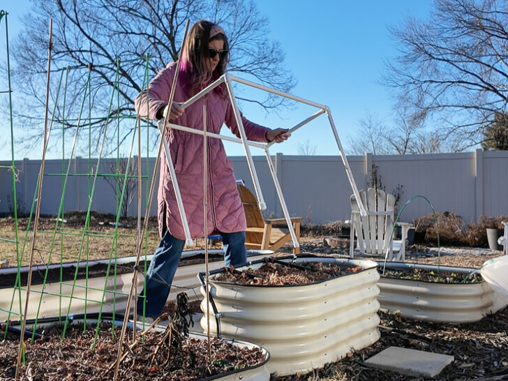 How to build a simple & cheap PVC pipe cold frame!
